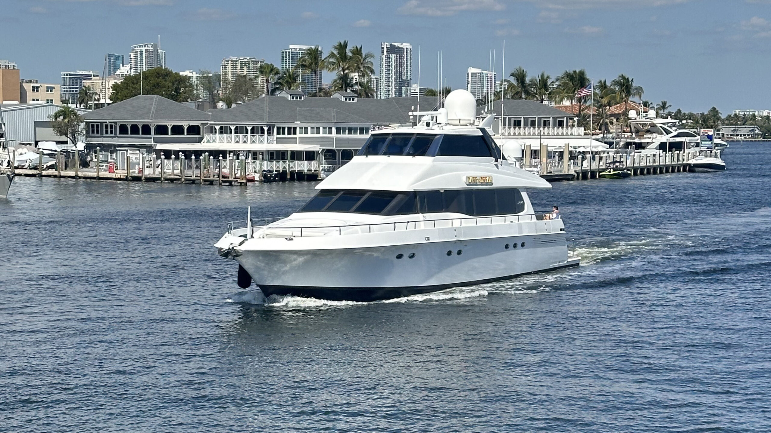 SOLD - 80' Lazzara Skylounge | DARE TO DREAM Yacht | Moran Yachts